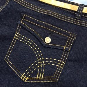 Baccini | Jeans | Baccini Capri Jeans With Shiny Gold Belt | Poshmark